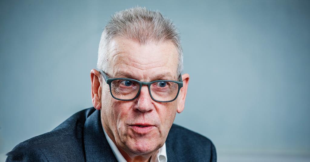 Class action champion Walter Merricks steps in to Thameslink case | Law ...