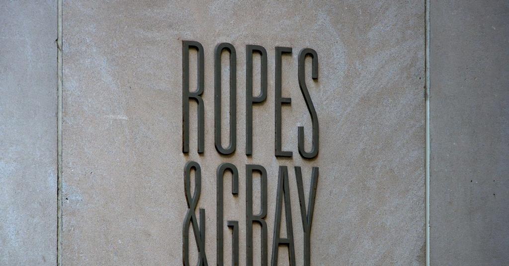 International law firm Ropes & Gray lets junior lawyers bill hours for ...