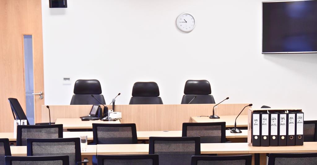 Tribunal reinstates solicitor almost 22 years after strike-off ...