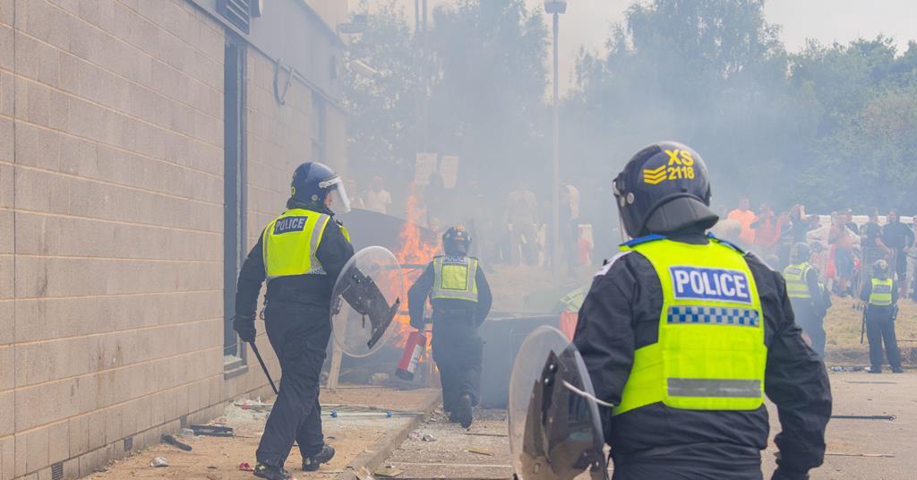 Criminal defence lawyers rule out 24-hour courts for riot prosecutions ...