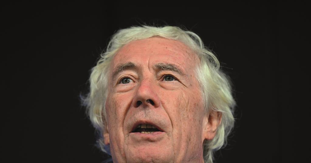 Searing Sumption treads the boards | Law Gazette