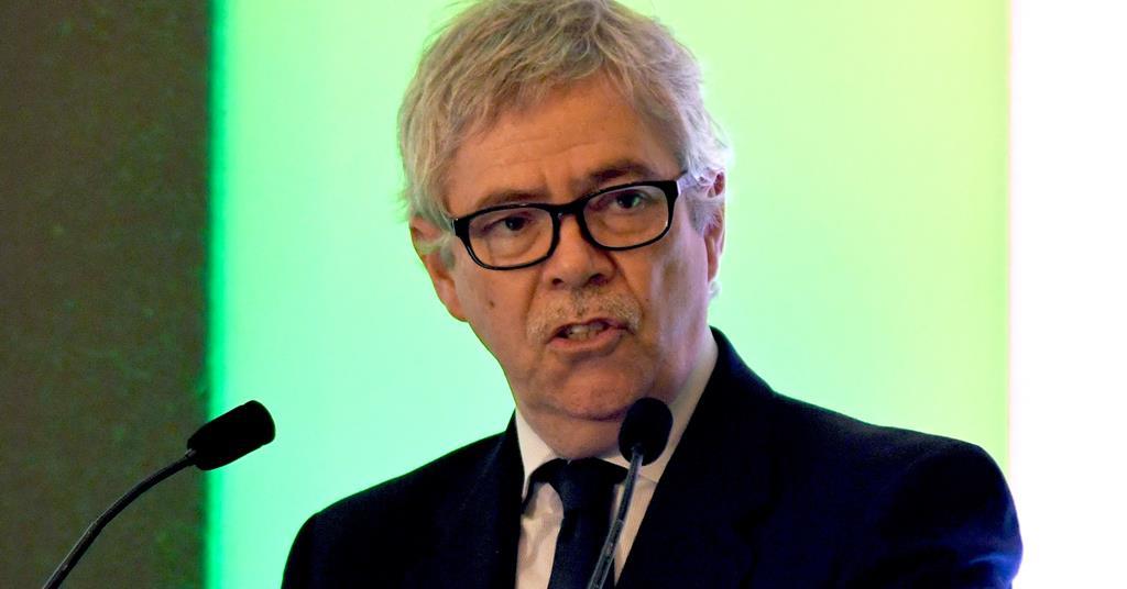 Law Society: Criminal solicitors are doing more work for less money ...