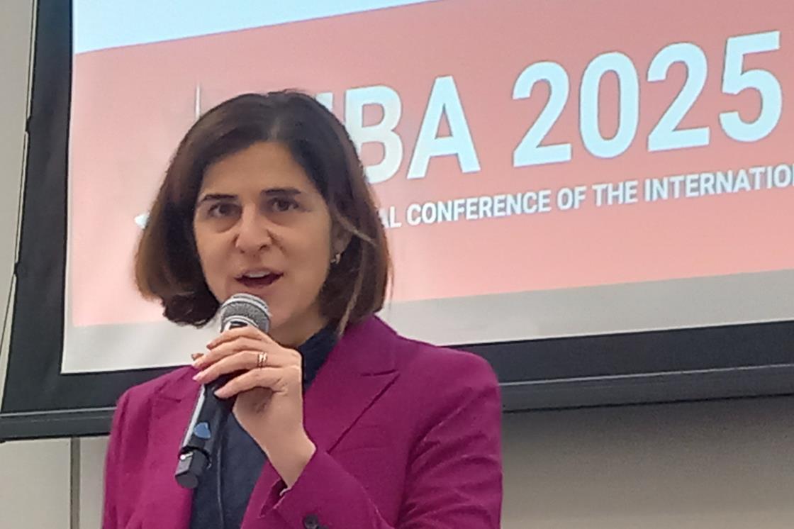 Courts minister calls for debate on AI judges: Sarah Sackman warns of ...