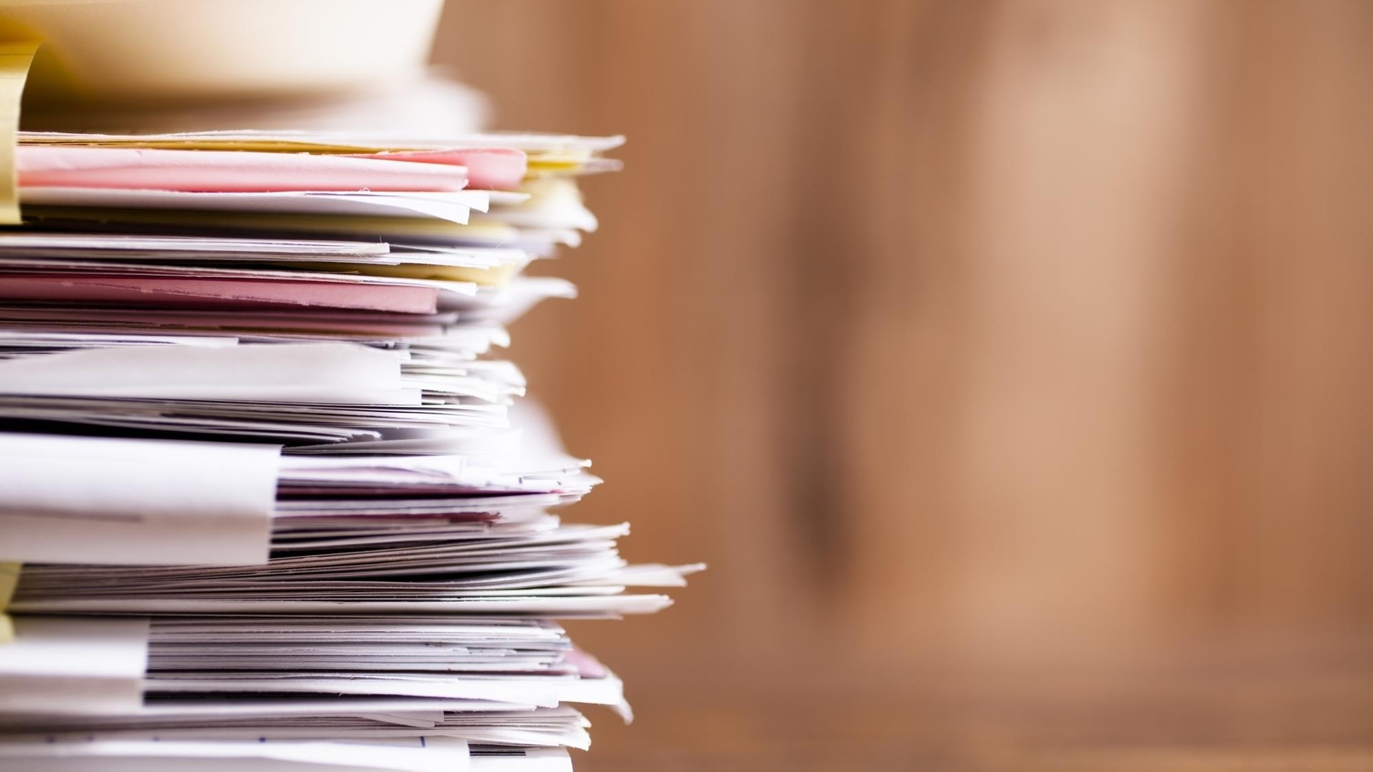 Nottingham Family Court judge warns oversized bundles are wasting ...