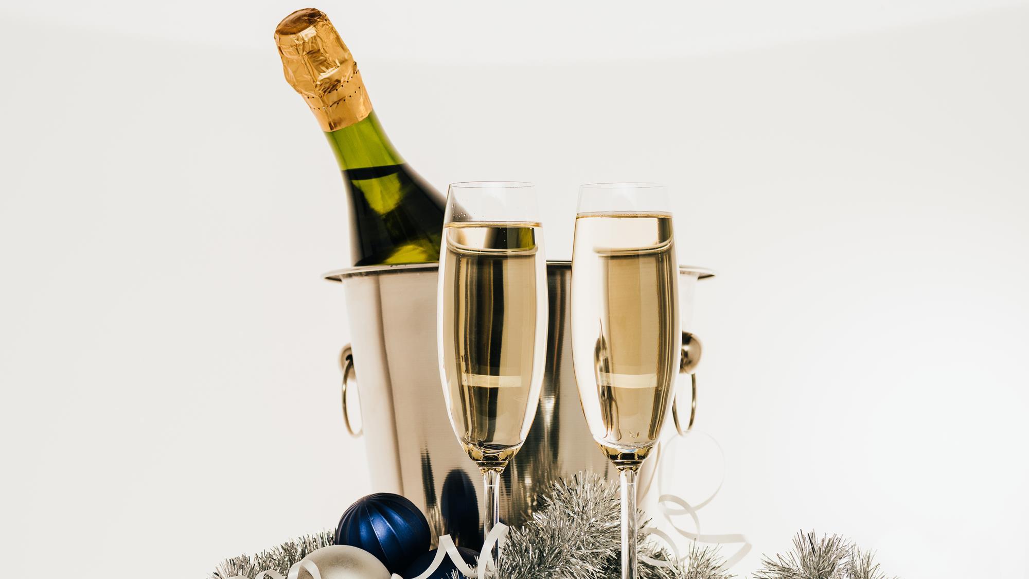 Bar puts the fizz into courtoom horror stories | News | Law Gazette