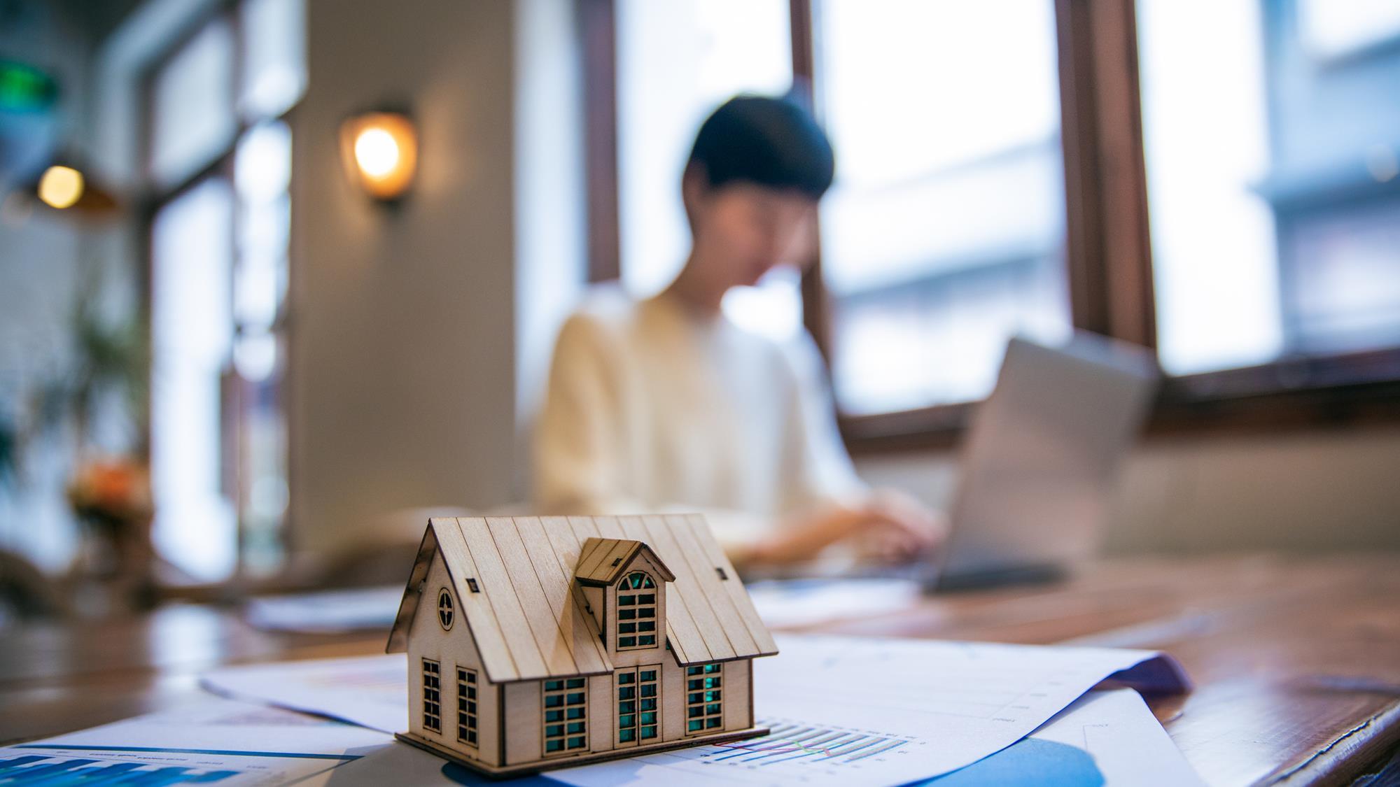 UK Finance defends conveyancing fee to access lender instructions | Law ...